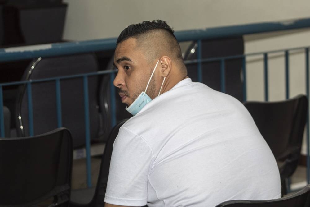 Condena de dos años para hombre que engañó a mujer con una plaza en la ONU