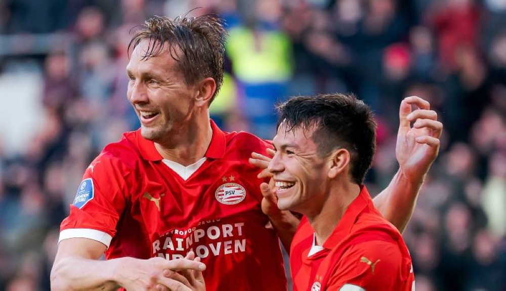 PSV hunde al Ajax en el sótano de la tabla tras golearlo en el "Clásico neerlandés"