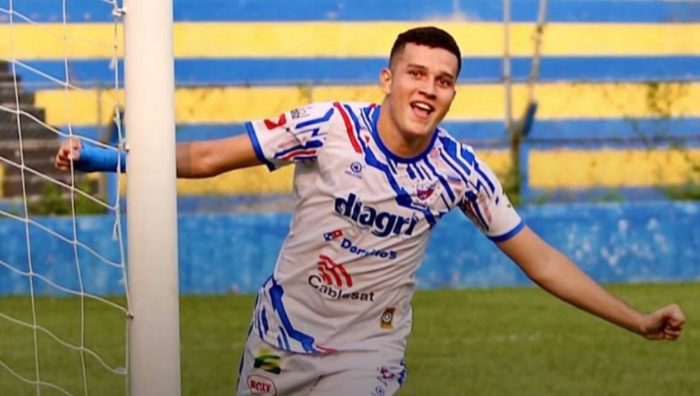 Firpo golea 4-1 al Jocoro con triplete de Steven Vásquez