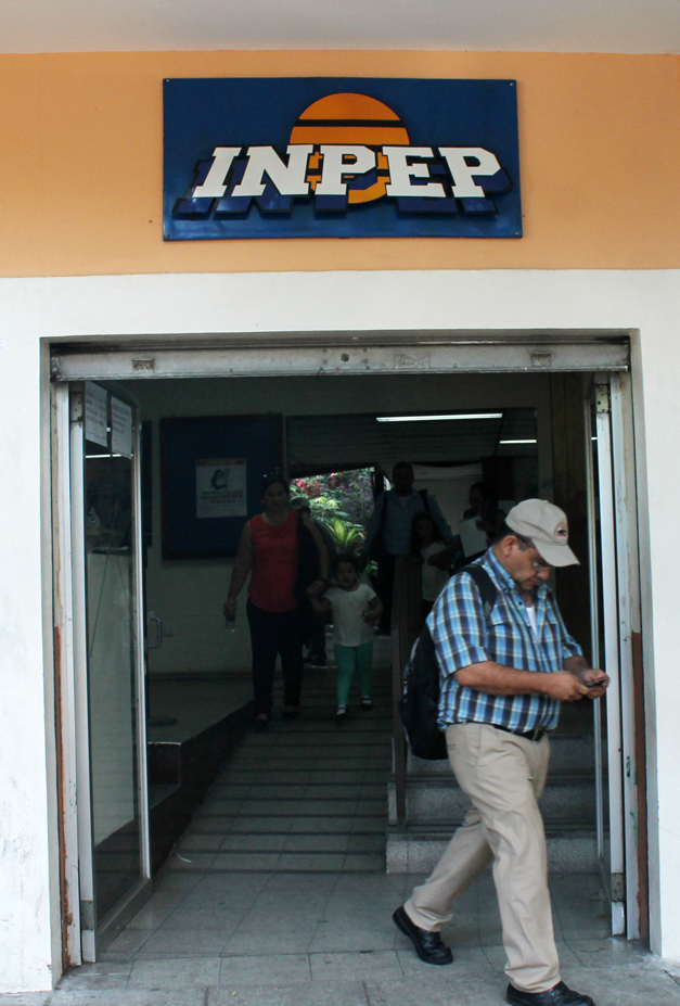 FMI recomienda a El Salvador aumentar su edad de jubilación - Diario El ...