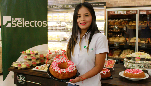 Súper Selectos endulza el Día de la Madre