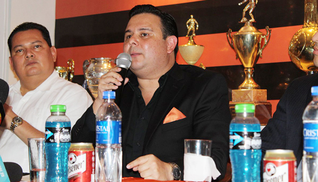 Un Águila con nuevas plumas