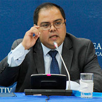 Subcomisión aún no tiene nombres para magistrados de TSE