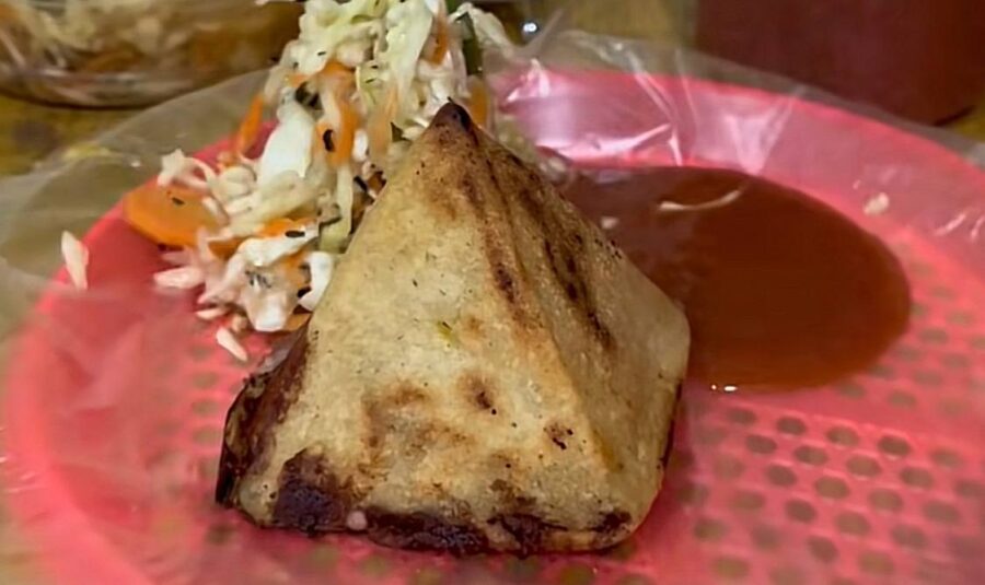 La pupusa triángulo: la creatividad salvadoreña se vuelve viral en TikTok